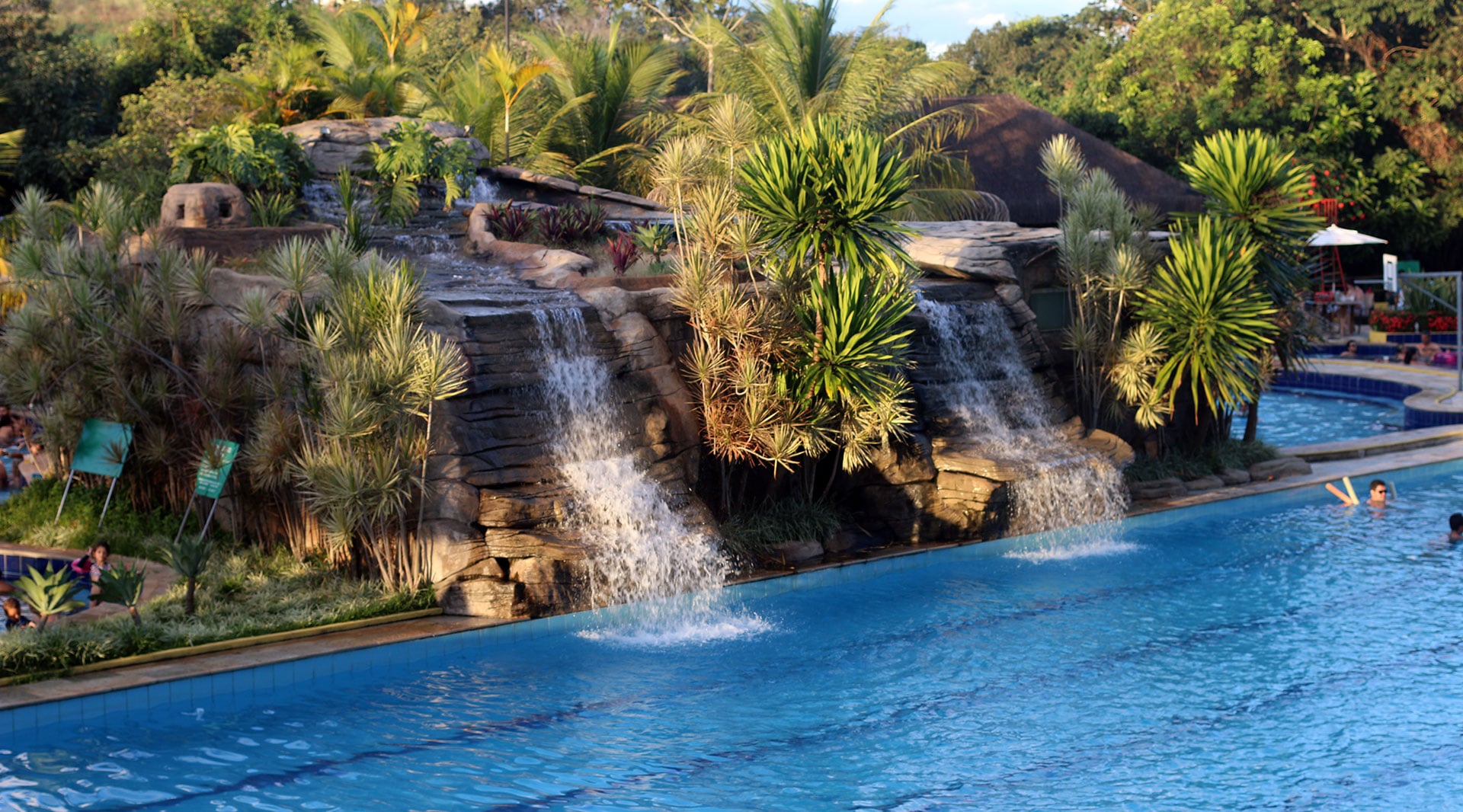 Caldas Novas: 10 lugares para visitar na terra das águas quentes